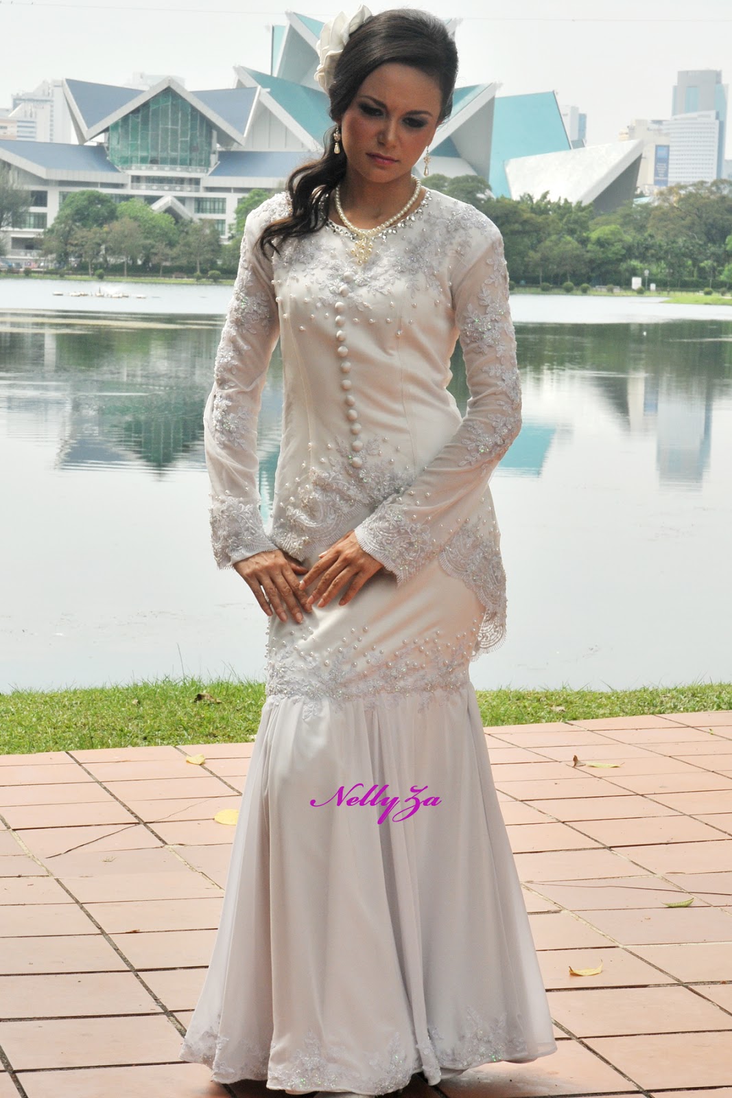 Butik Pengantin Nelly Za: Dress Putih