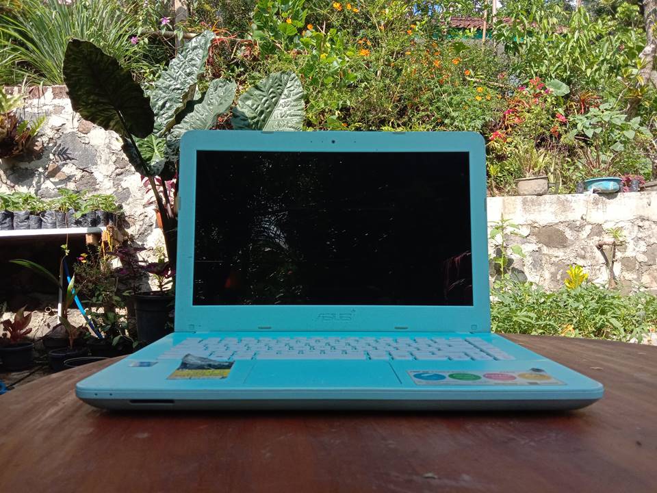 √ Bermimpi Besar dan Beraktualisasi Diri Bersama ASUS VivoBook 15 A516