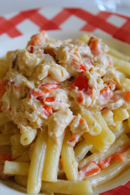 La Tavola Allegra: Sedanini Rigati con Tonno al Naturale, Peperoni e ...