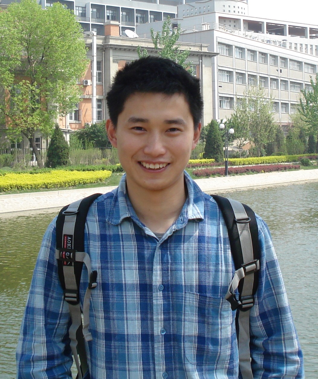 2Physics: Exploring Macroscopic Quantum Mechanics with Gravitational ...