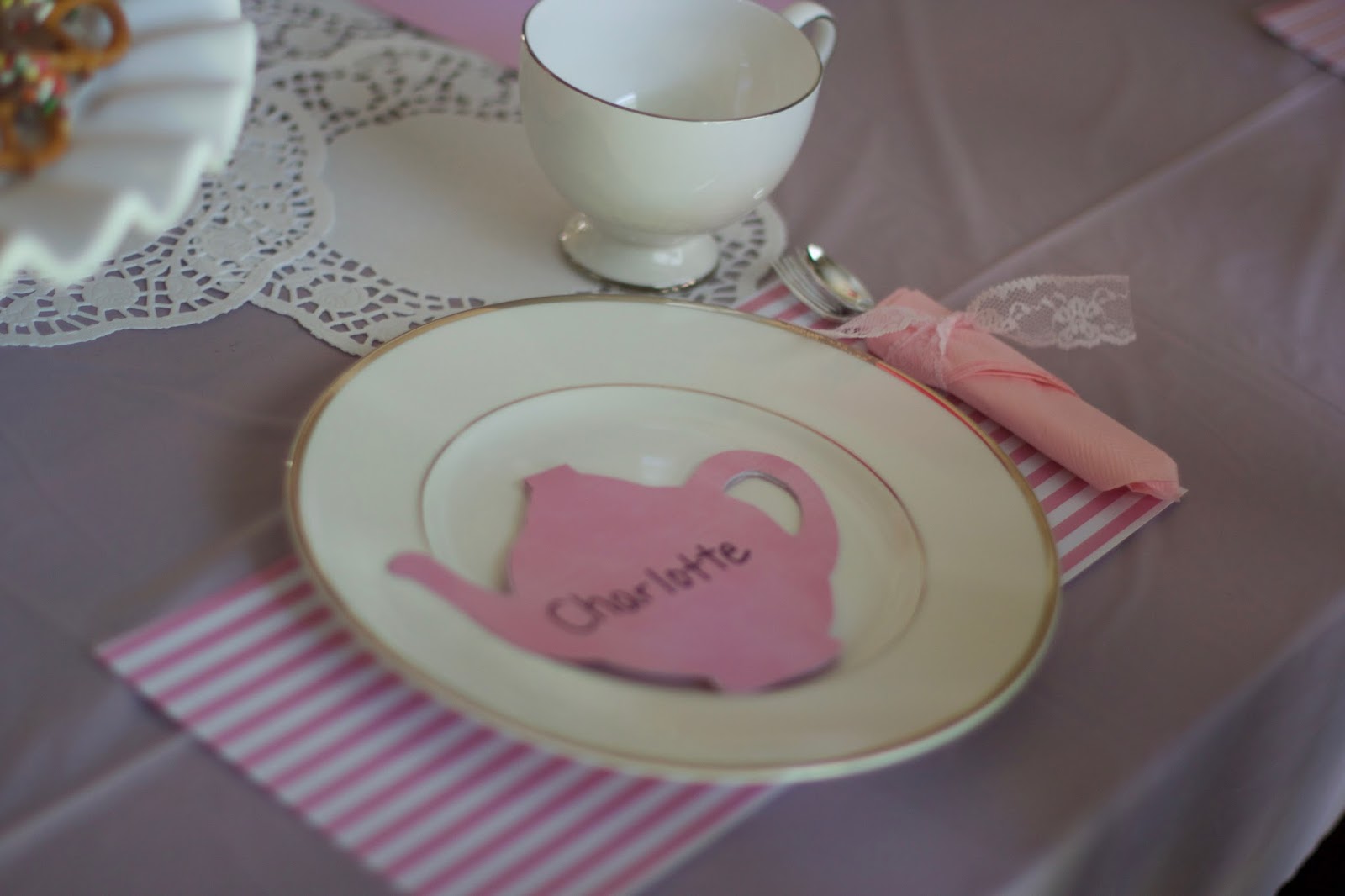 Crafty Texas Girls: DIY Tea Party for Girls