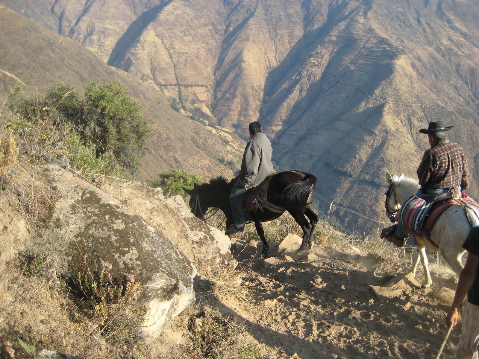 MACATE Y SU VALLE