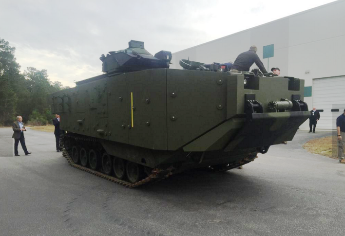 DEFENSE STUDIES: SAIC Unveils First Upgraded AAV LVTP-7 US Marine Corps ...
