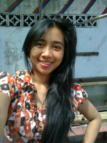 Foto Bugil Ratih Pamer Memek Jembut lebat - bokep69