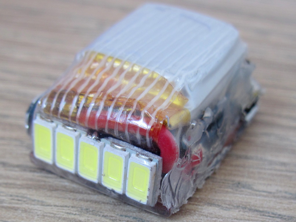Willy Tarreau's stuff: Build your own Tiny USB Battery
