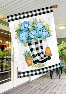 Garden House Flags | Tiny House Decor
