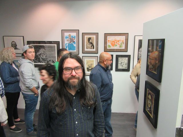 Desert Triangle Print Carpeta: Postre Prints Opening -- El Paso