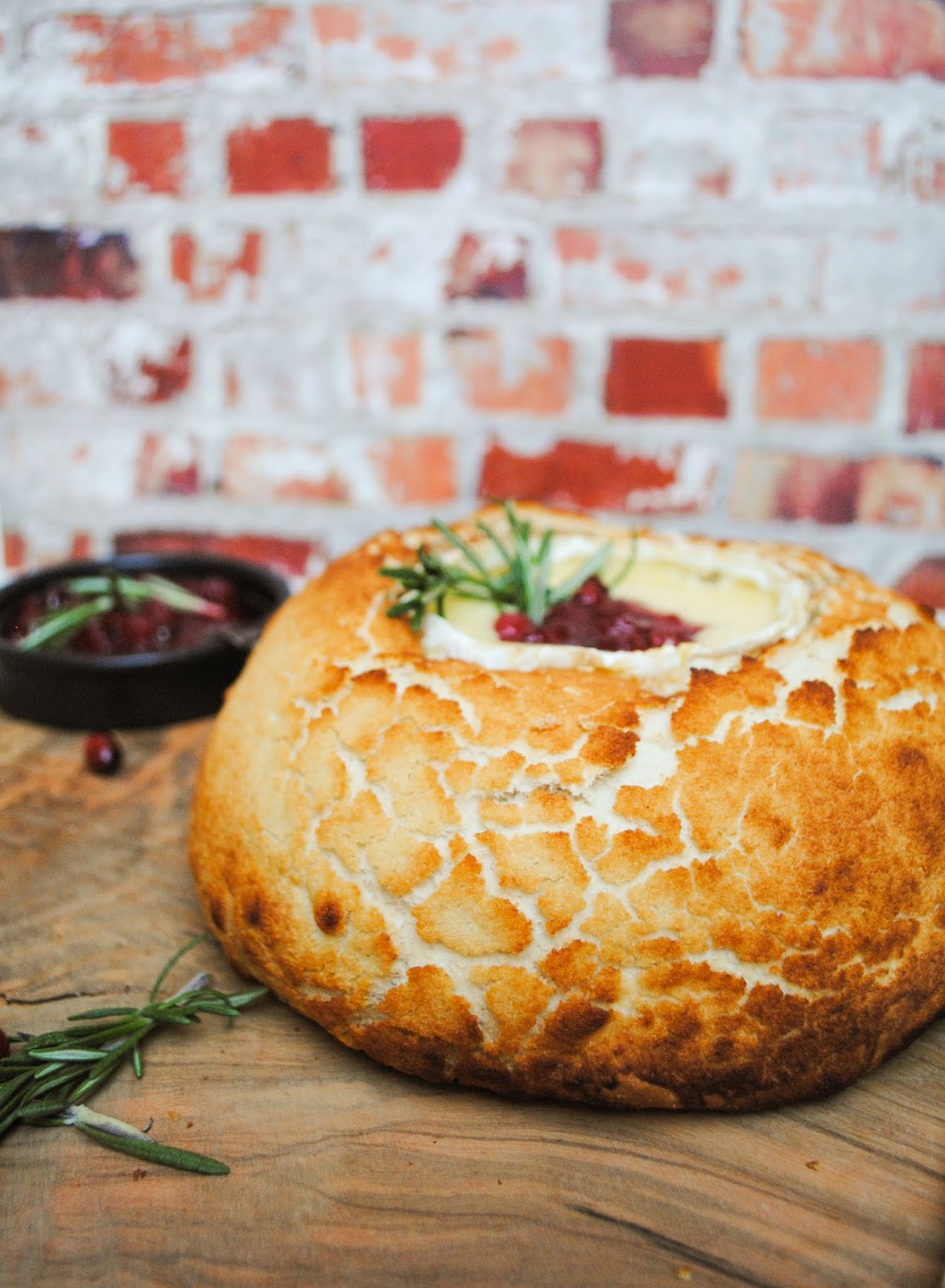 Sharkett Sisters: OOZY CAMEMBERT & TIGER BREAD