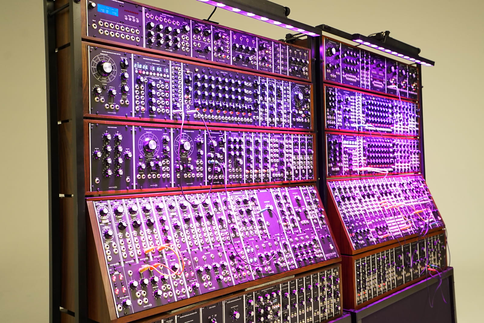 MATRIXSYNTH: Club of the Knobs Custom Moog 900 Series Analog Modular ...