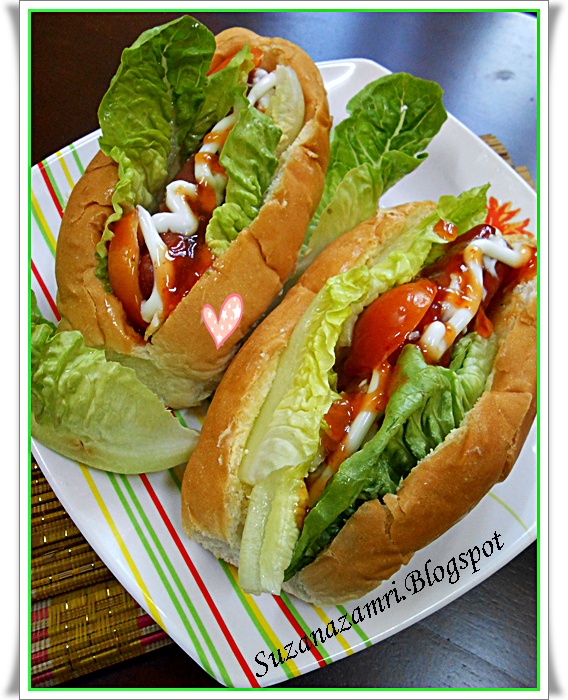 ..Cooking with soul.....: ROTI SALAD dan SOSEJ