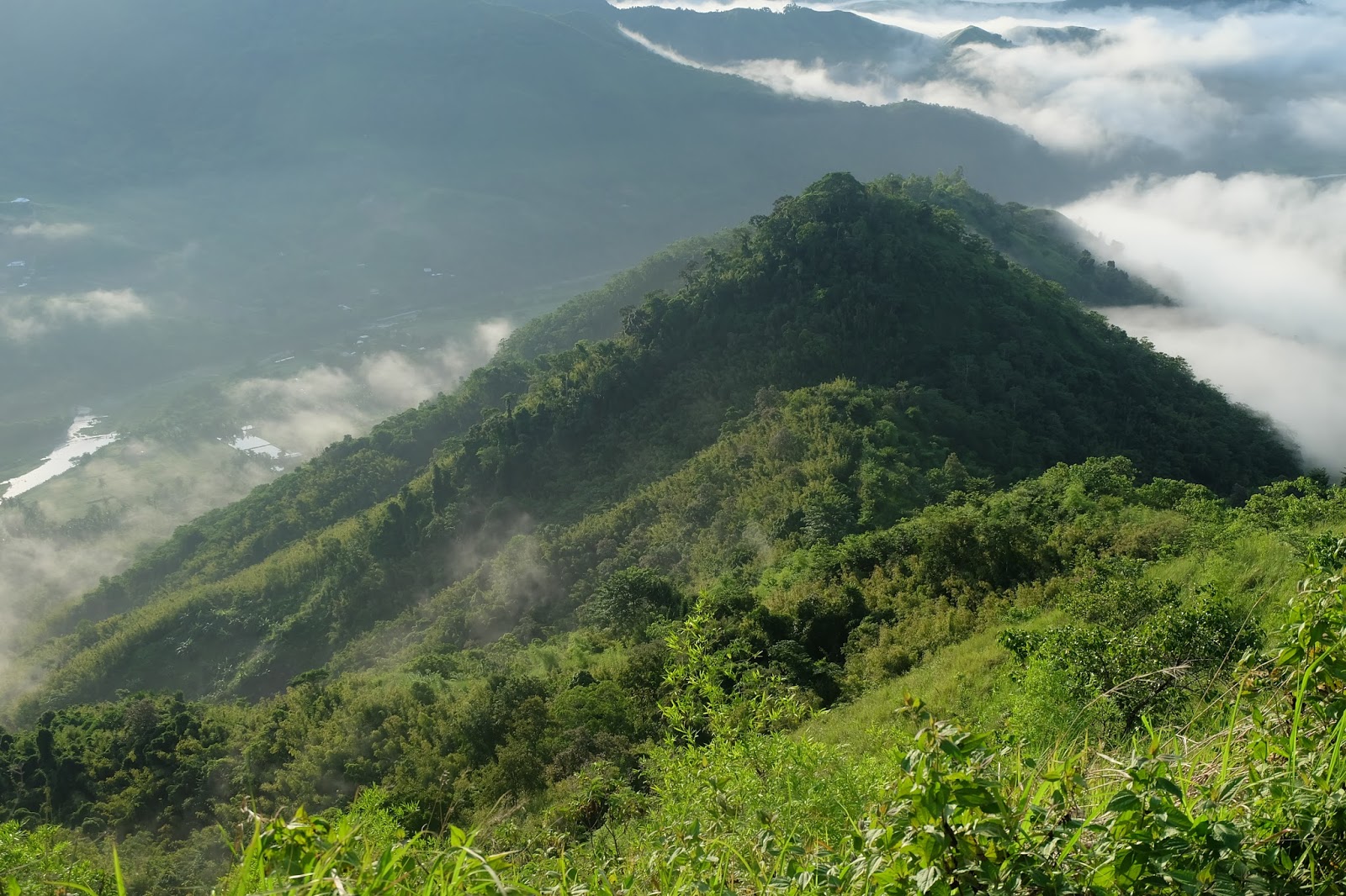 Mt. Cayabu and Mt. Maynoba Traverse to 8 Wonder Falls - From The ...