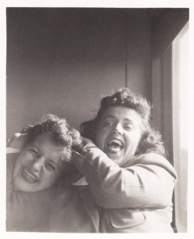 Candid Vintage Snapshots of Women Having Fun in the 1940s ~ Vintage ...