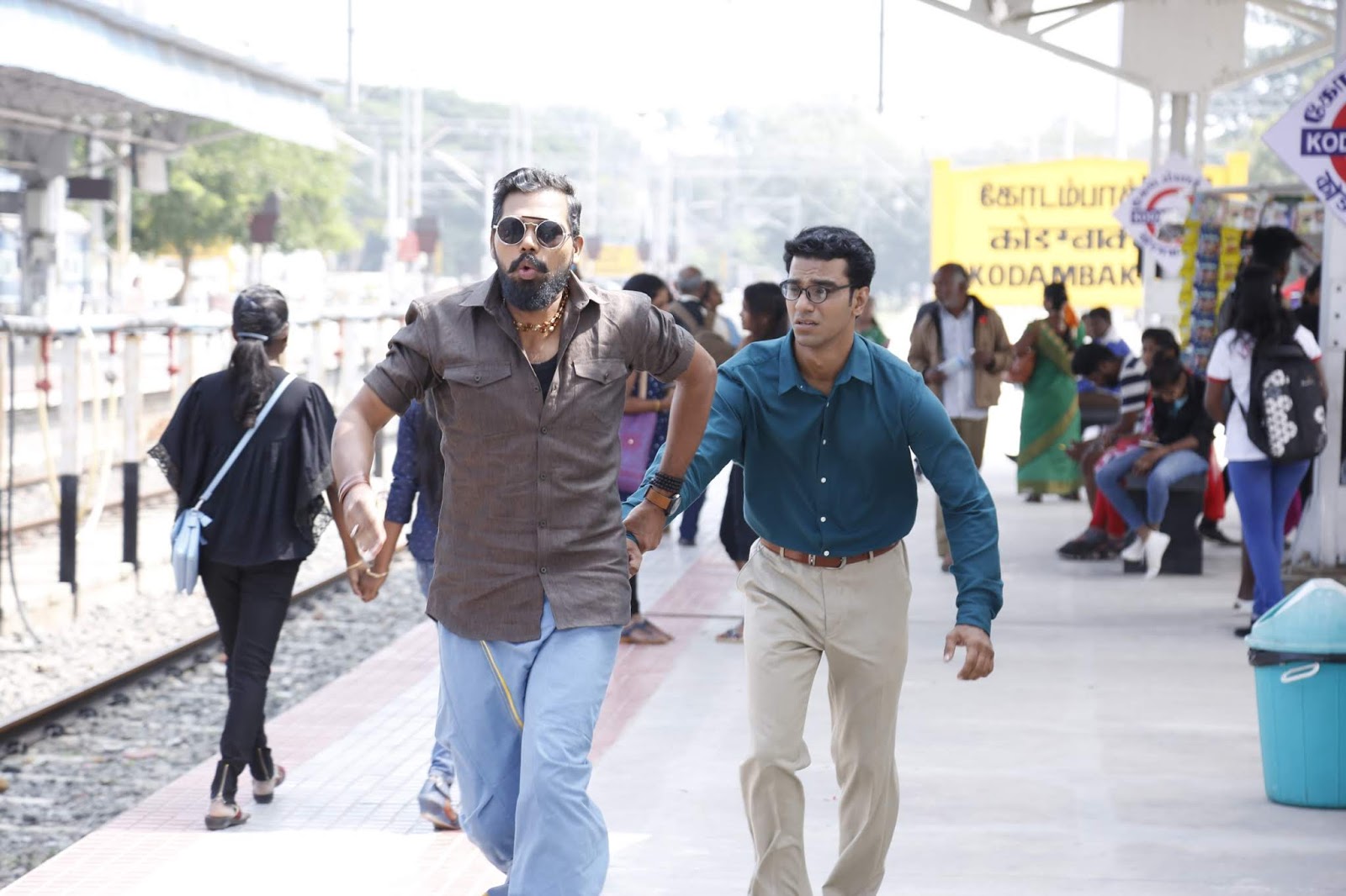 Nenjam undu nermai undu odu raja movie songs - pianolena