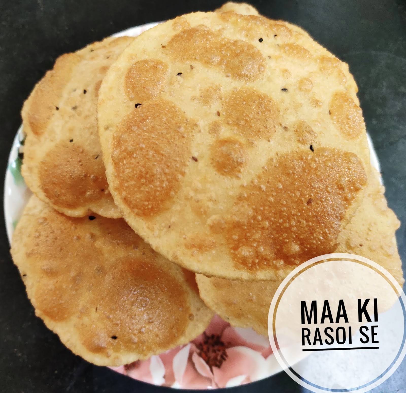 Ajwain Poori/Plain kachori