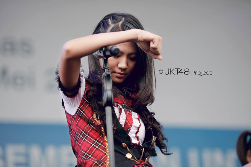 Family JKT48 Tigaraksa: JKT48 Team J - PGN Anniversary, Monas (19-05-2013)