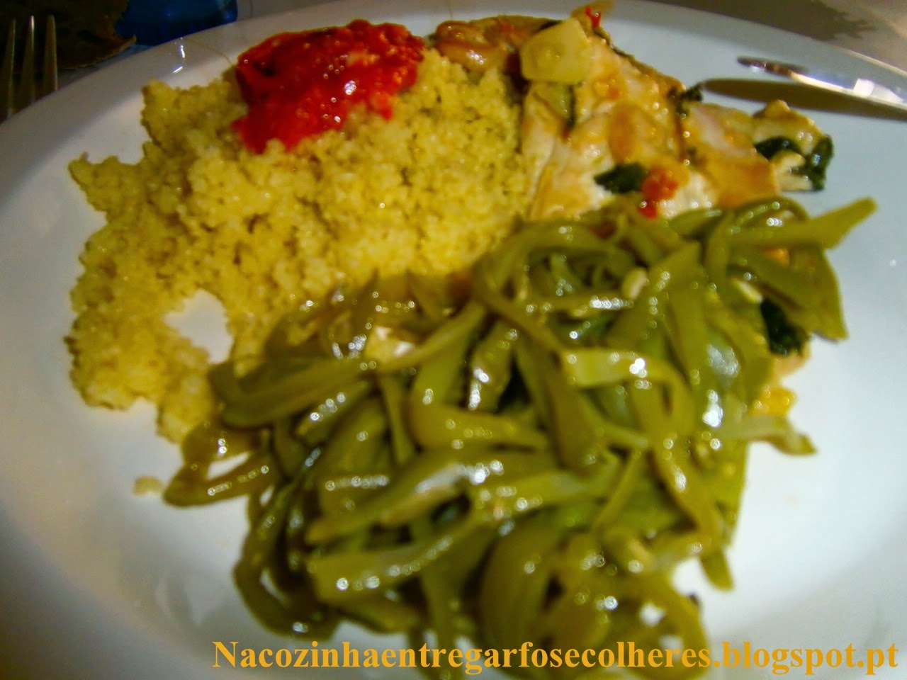 Entre Garfos e Colheres : Couscous com bifinhos de perú e feijão verde ...