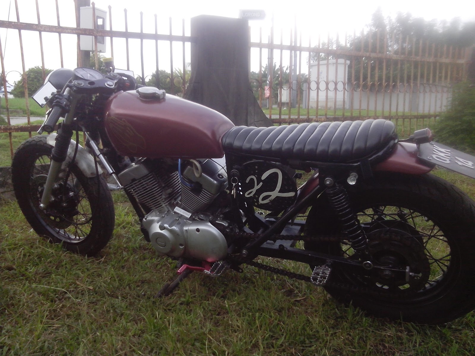 Lobong Custom Motorcycle: The Ferst Cafe Yamaha Virago 250cc Buger Cafe
