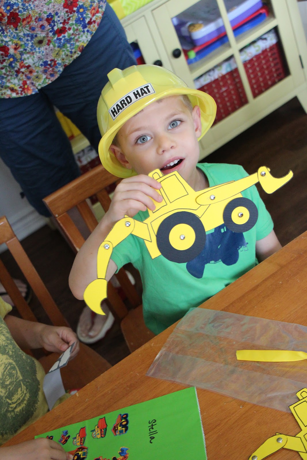 love simply: UNDER CONSTRUCTION