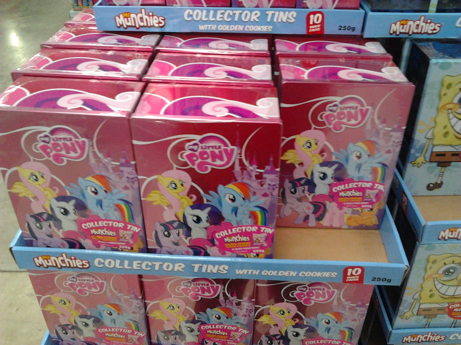 Equestria Daily - MLP Stuff!: Cookies and Collector Tin