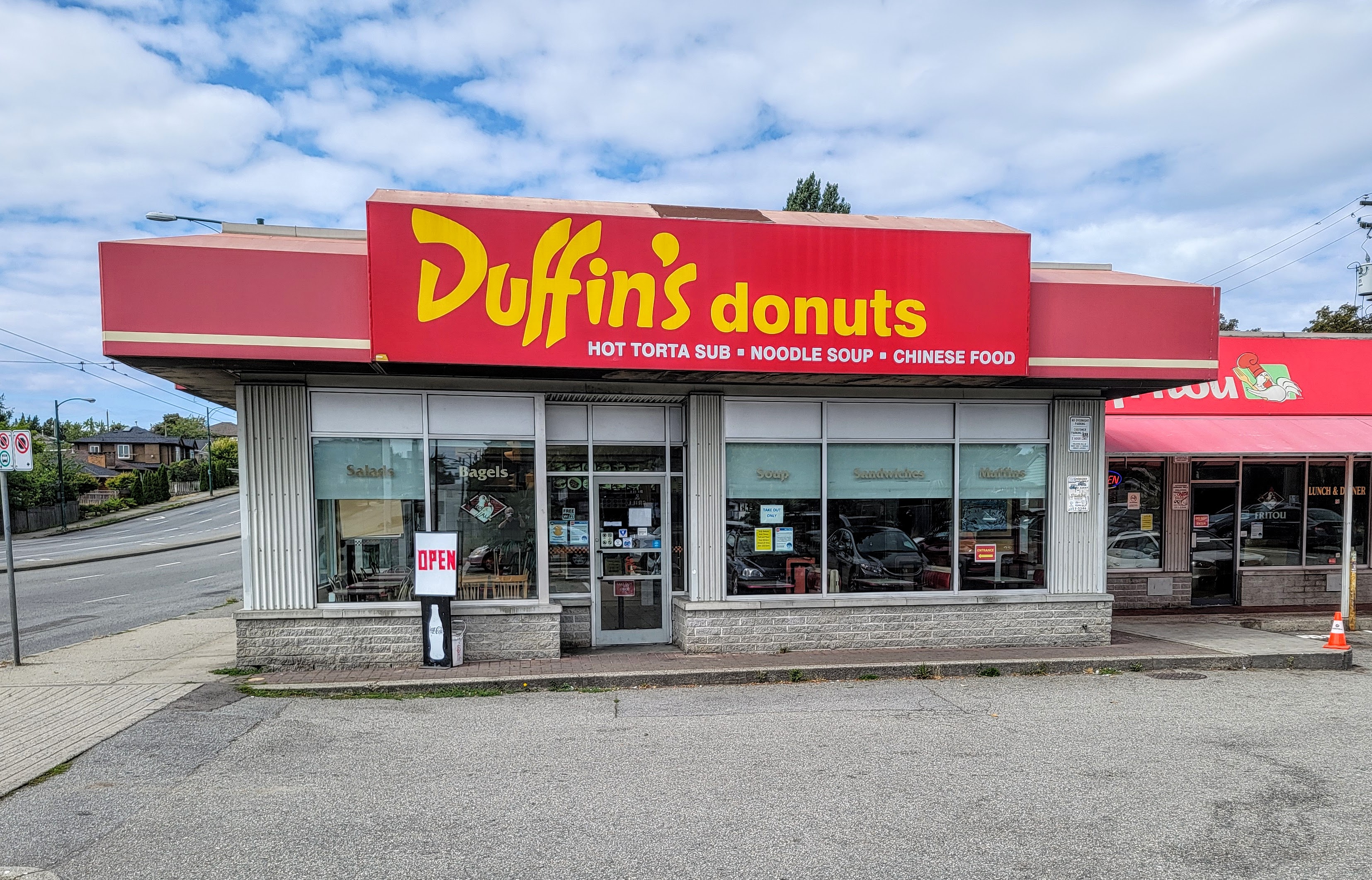 Yes! We're Eating Vegan Again!: Duffin's Donuts