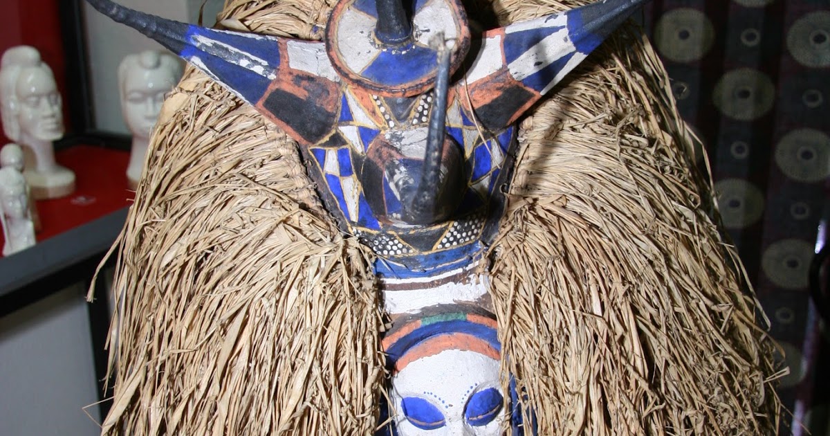 ARTE AFRICANO: MÁSCARAS BAYAKA