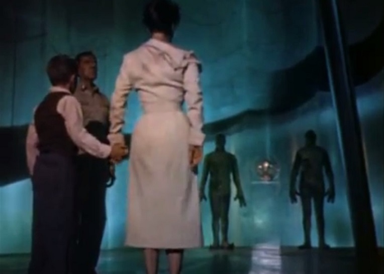 The Bloody Pit of Horror: 05/01/2016 - 06/01/2016