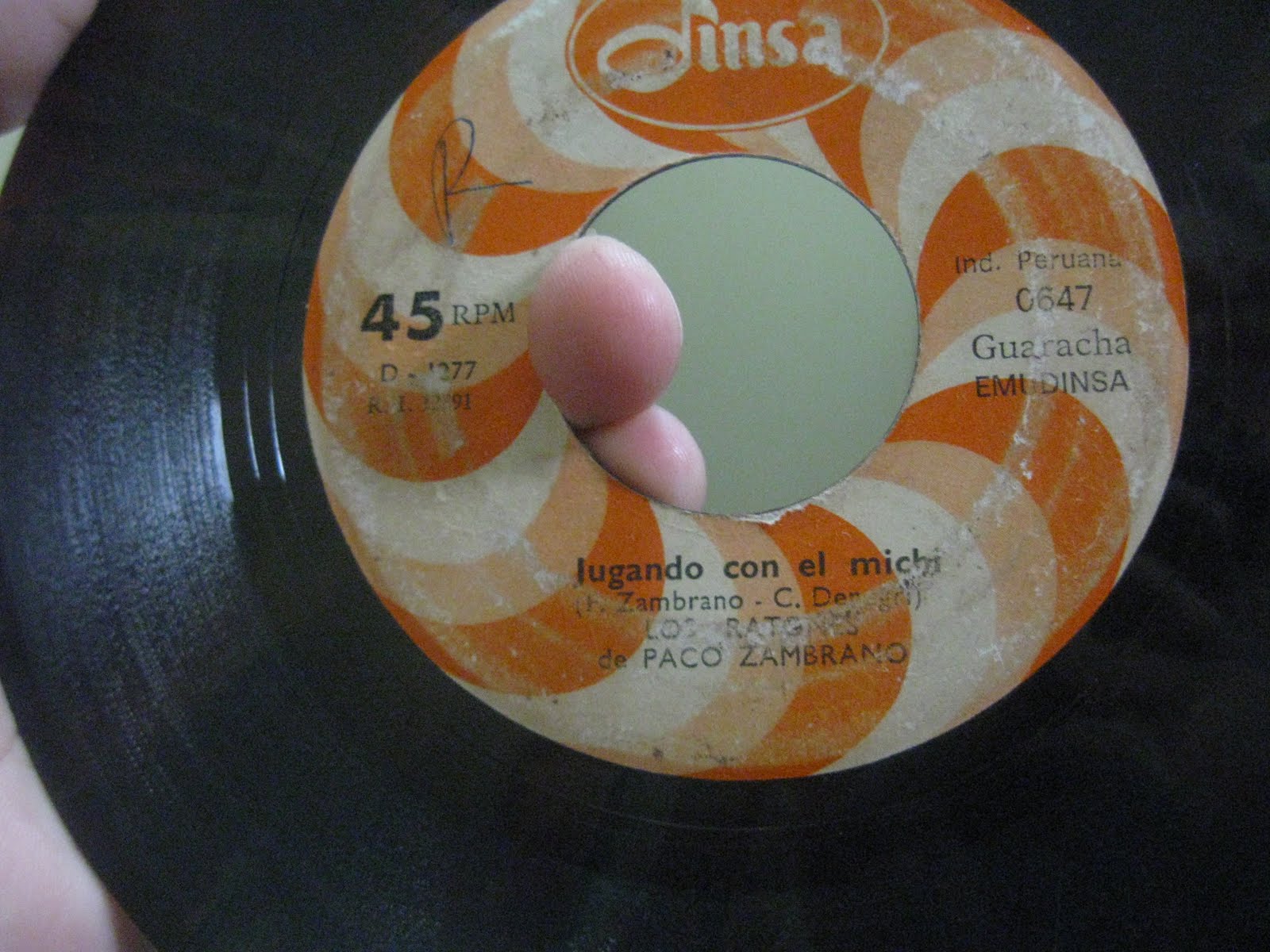 CUMBIA DEL PERU: DISCOS DE 45 RPM GUARACHAS - CLAUDIO MORAN Y LOS ...