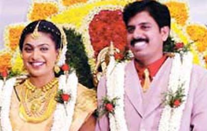 Actress Roja Family Husband Biography Parents children's Marriage Photos