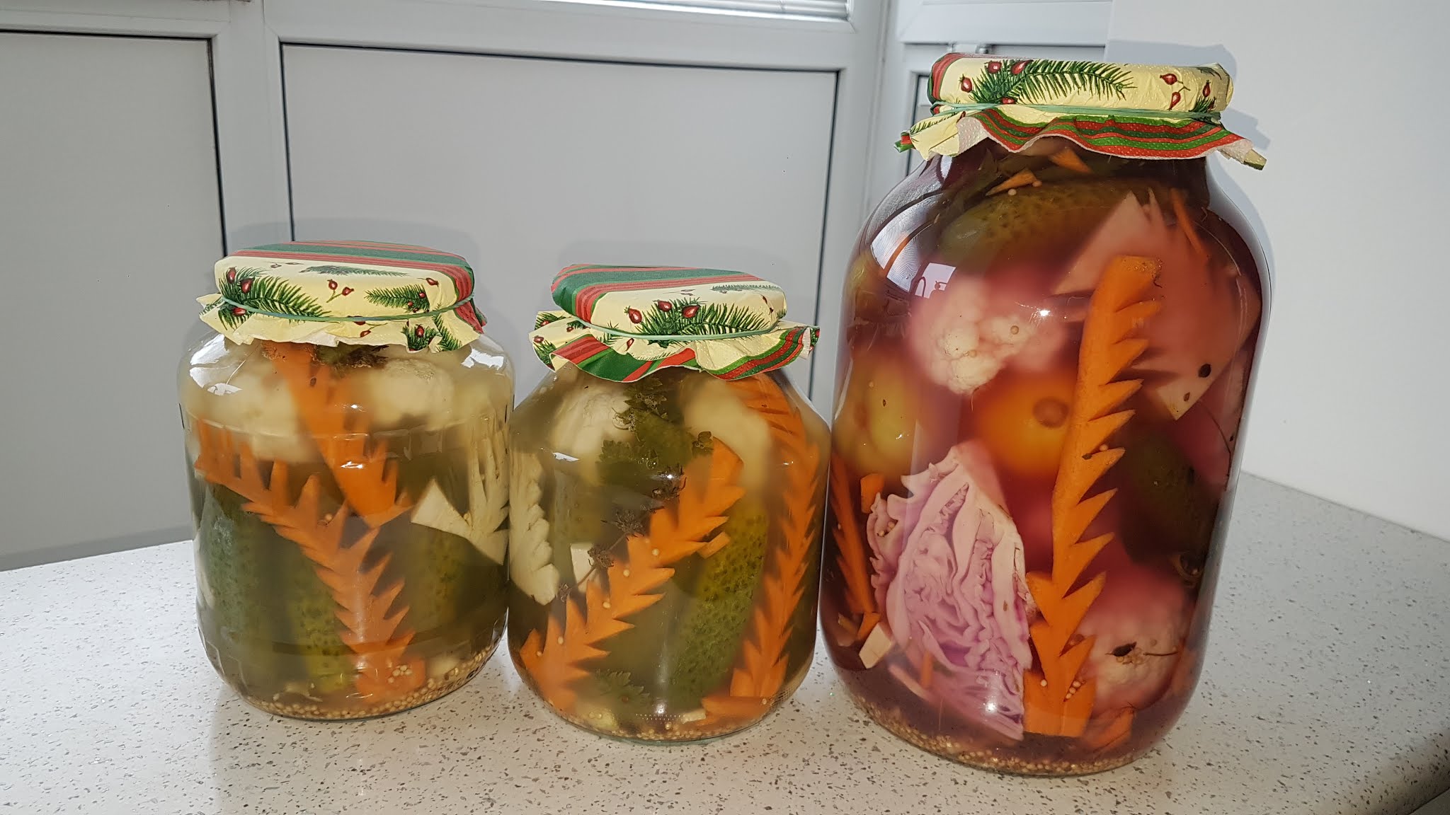 susu: Muraturi asortate cu fructe si legume