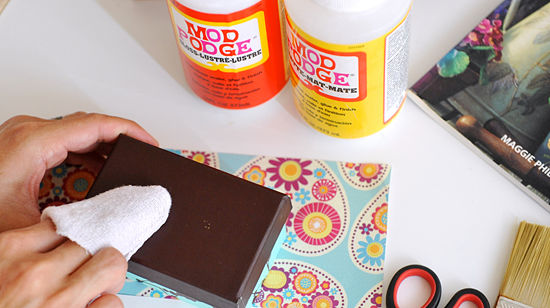 Crafters Corner : THE WONDERS OF MOD PODGE