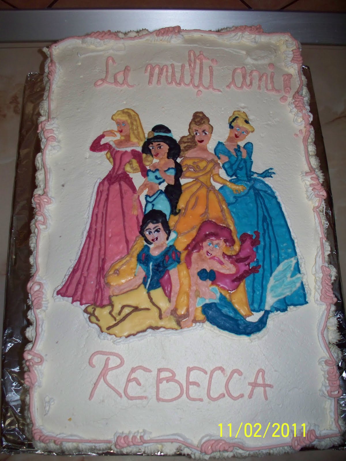 torturi si prajituri romanesti londra Daniela : TORT CU PRINTESE