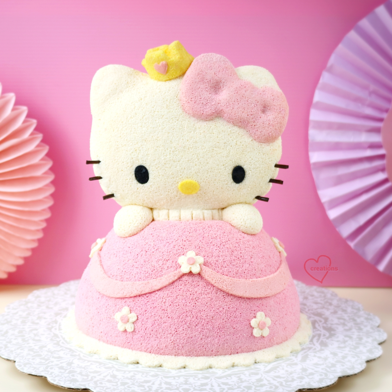 15 Idea Kek Fondant Hello Kitty
