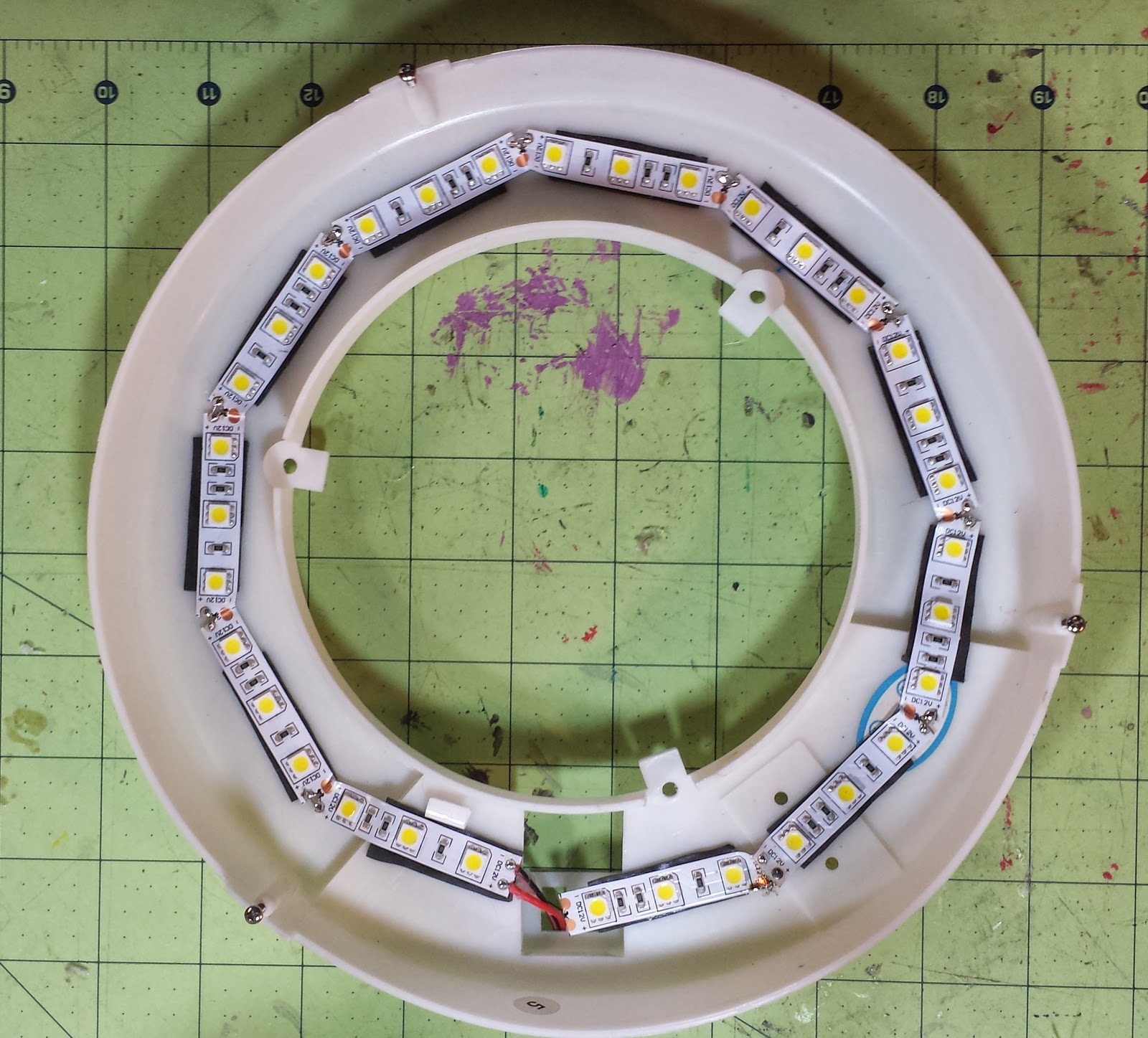 My Favorite Stripper: LED Conversion of Magnifier Lamp
