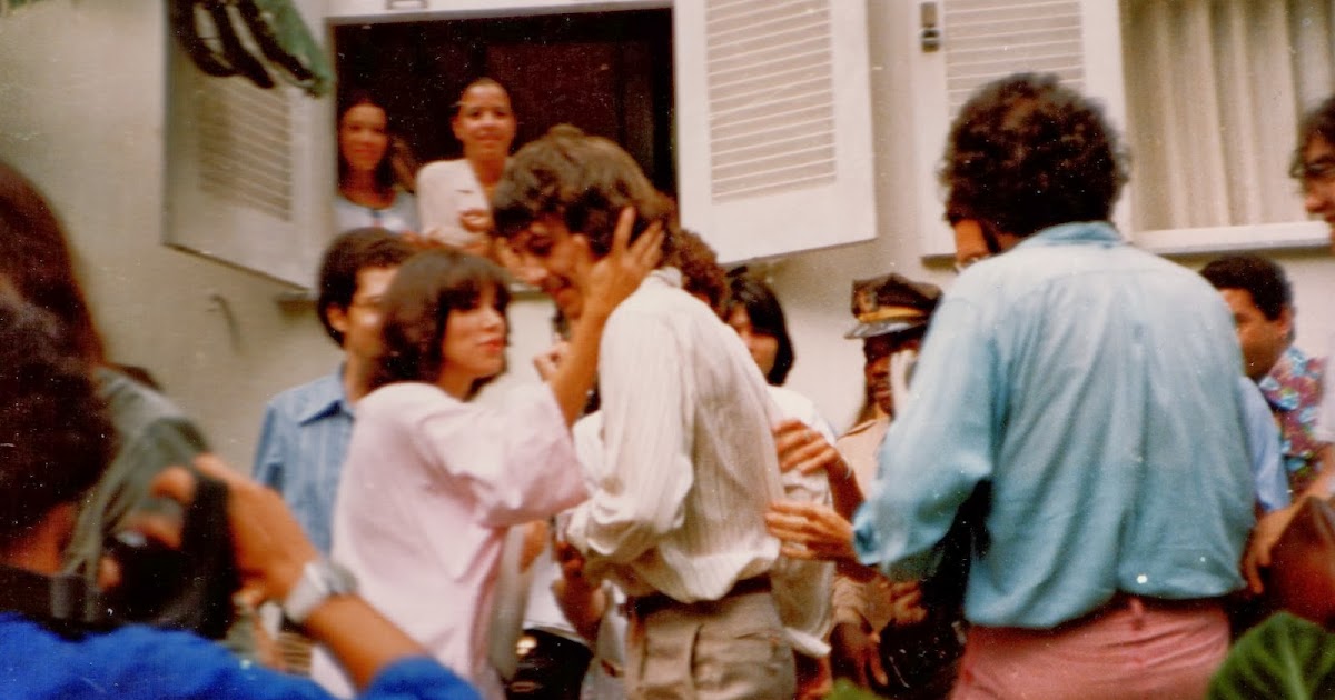 Meet the Beatles for Real: Kisses