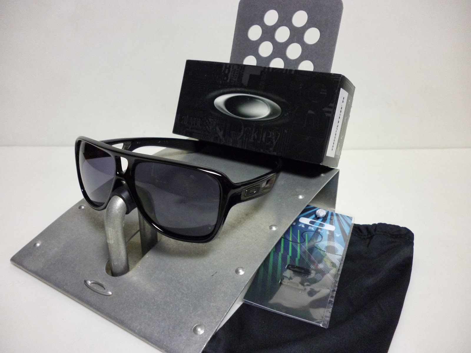 Sam's Oakley Collection from SG Singapore: OAKLEY DISPATCH 2 POLISHED ...