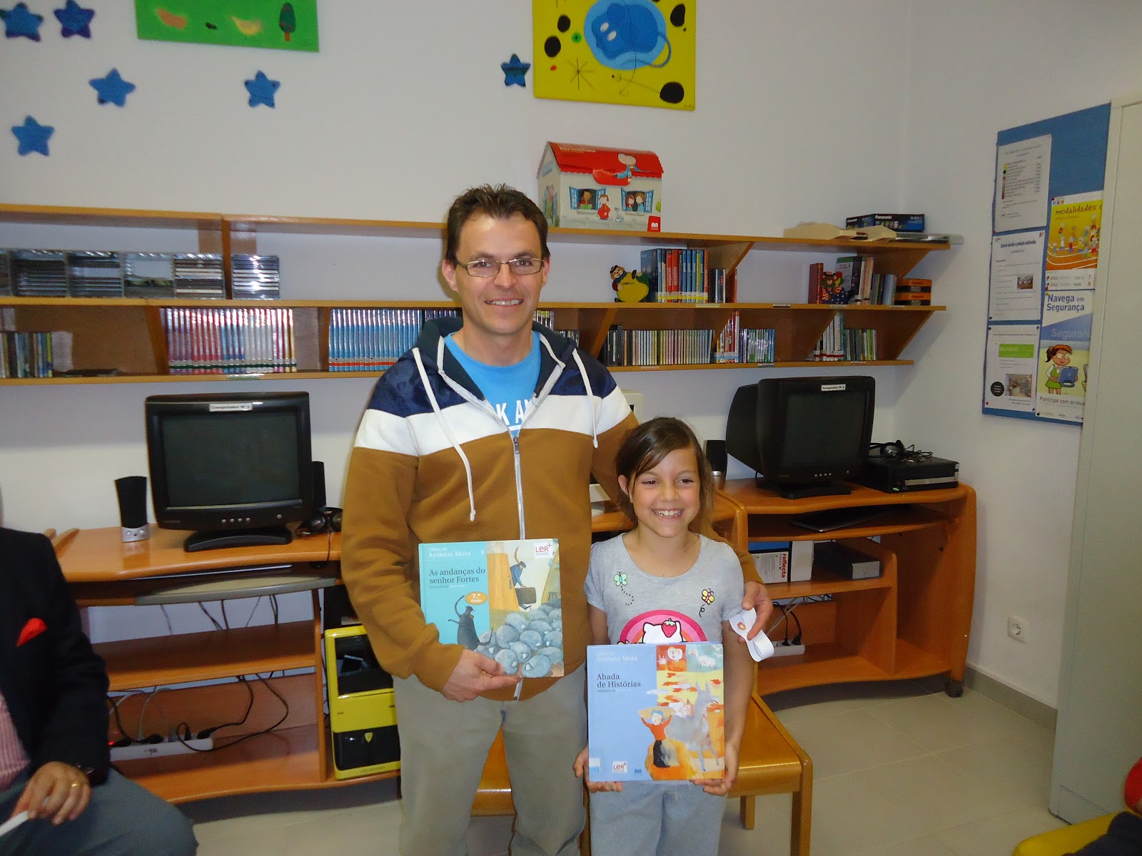 Biblioteca Escolar EB1/JI Major David Neto e JI do Fojo: Maio 2013