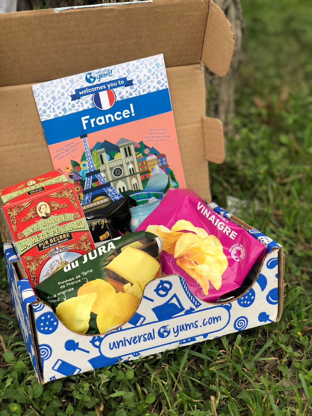 Airing My Laundry, One Post At A Time...: Unboxing The Universal Yums ...