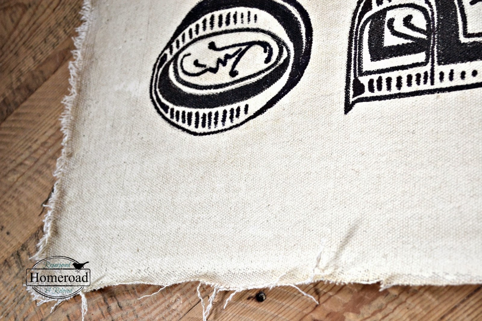 How to Paint a Canvas Open Sign