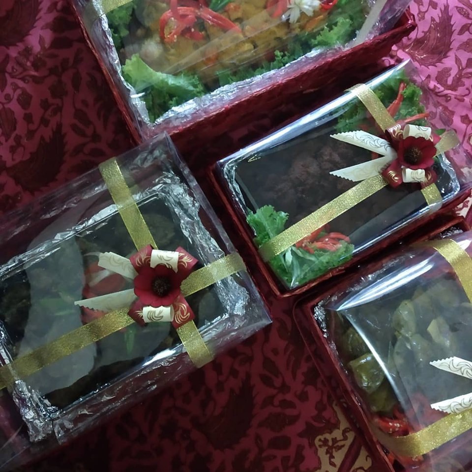 6 Hantaran Pernikahan Masakan Tradisional Minang - Catatan Evalina