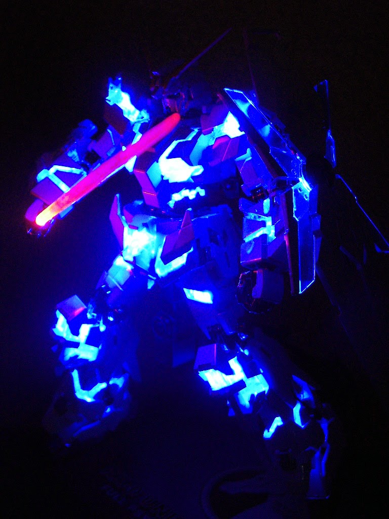 10 Awesome Customized Model Kits with LED lights