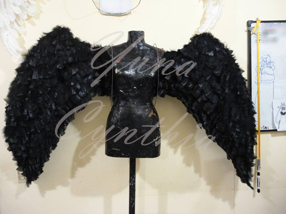 Yuna Cynthia: Tutorial alas cosplay (de plumas)