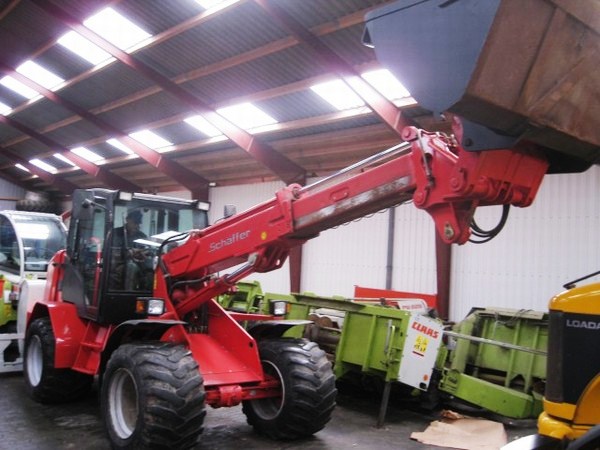 Incarcator Telescopic Articulat Schaffer 31600 Euro