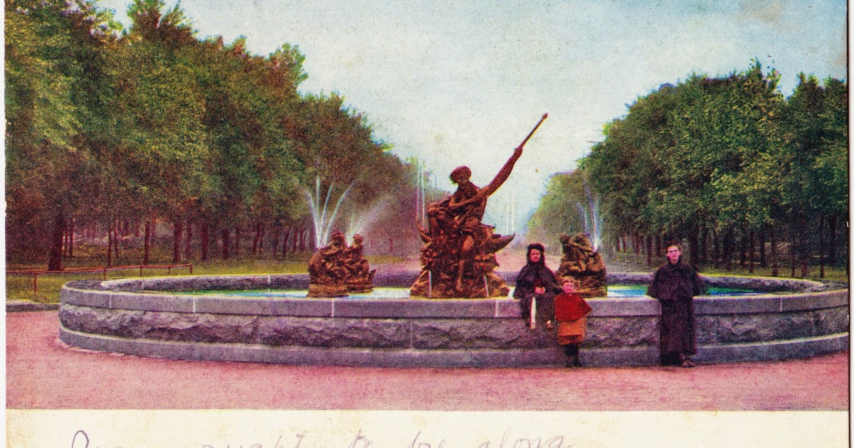 Papergreat: 1907 postcard: Thompson Fountain in Lincoln, Nebraska