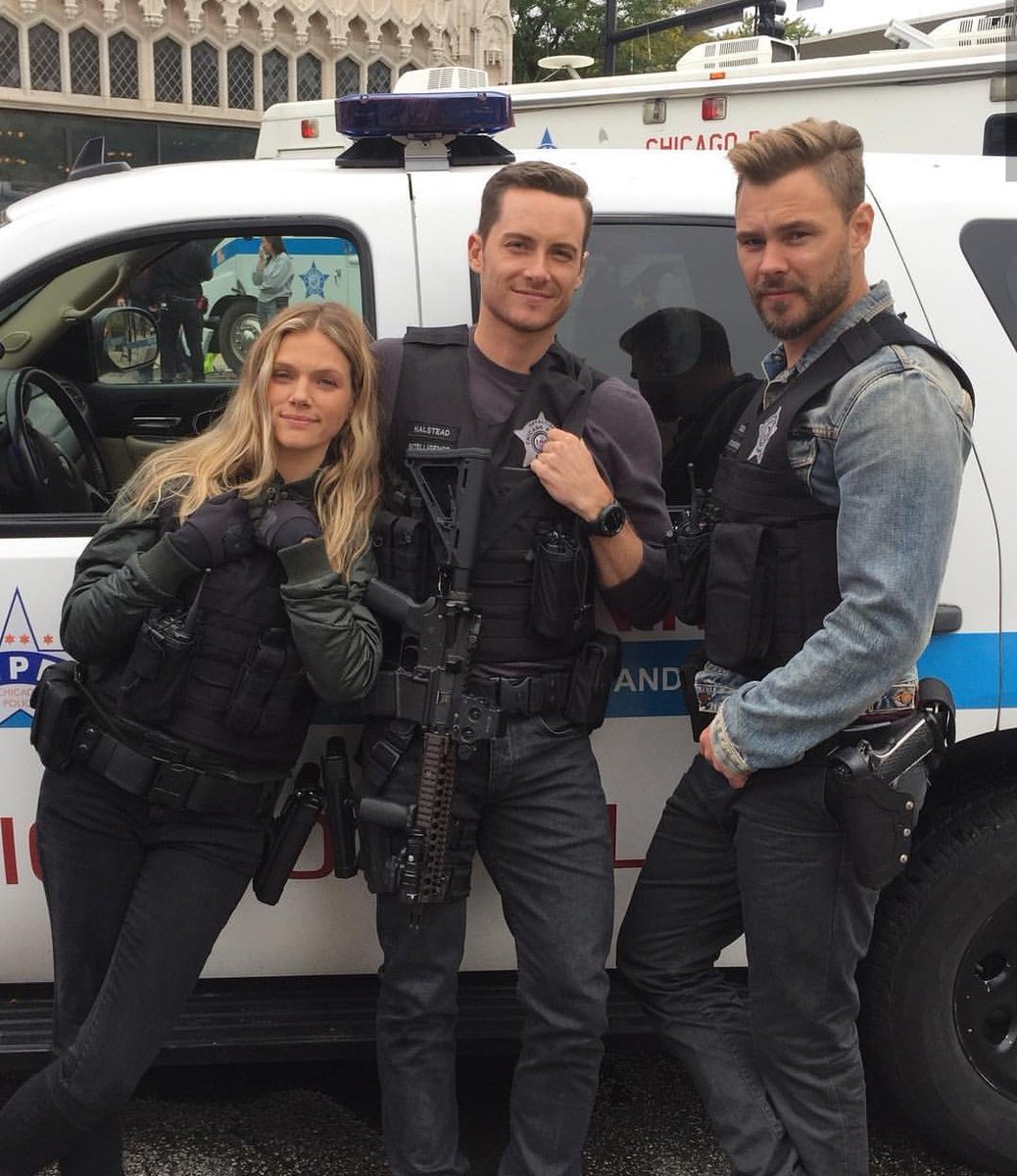 A View from the Beach: Rule 5 Saturday - Chicago PD's Tracy Spiridakos