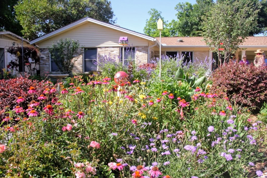 Rock-Oak-Deer: Inside Austin Gardens Tour Preview