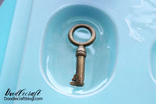 How to Cast Skeleton Key in Clear Resin