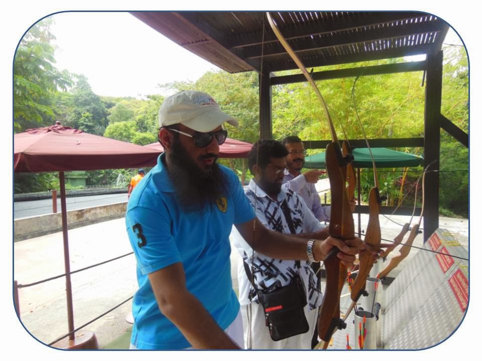 ابن حنتوش: ماليزيا منوعات1