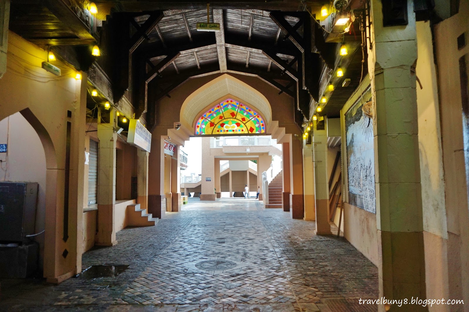 [OMAN] Muscat - Muttrah Souq, Fort and Corniche | Travel Bunny