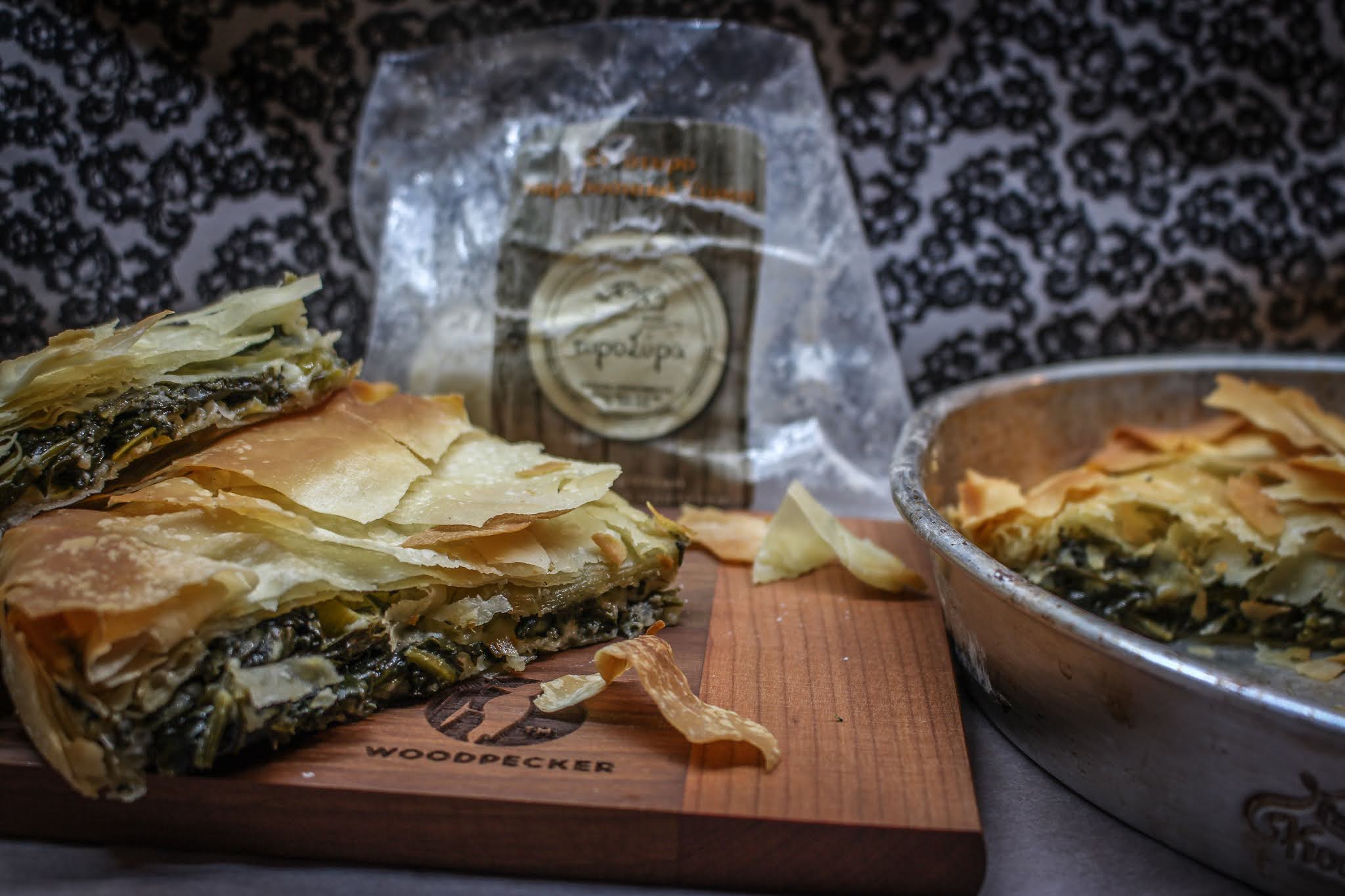 ΕΥΚΟΛΗ ΣΠΑΝΑΚΟΠΙΤΑ ΜΕ ΞΙΝΟΤΥΡΟ | THE EASIEST SPINACH PIE WITH SOUR ...