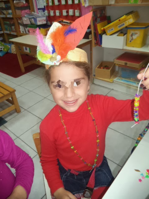 .~~kindergarten teacher ~~ΝΗΠΙΑΓΩΓΟΣ.....ΧΡΩΜΑΤΑ ΚΑΙ ΑΡΩΜΑΤΑ ...